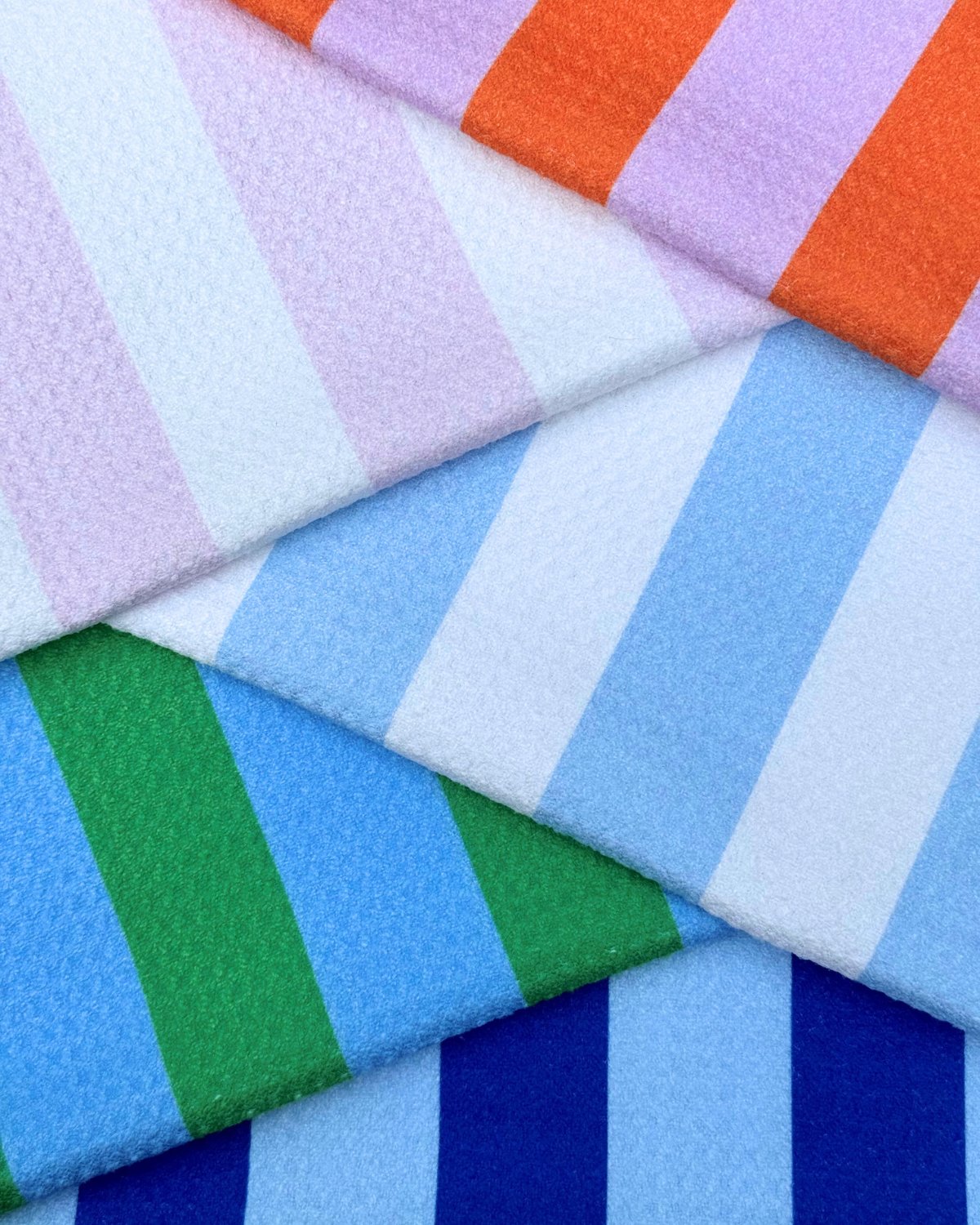 Striped Golf Towels – Stylish Microfiber Golf Gear – Par Bleu Golf